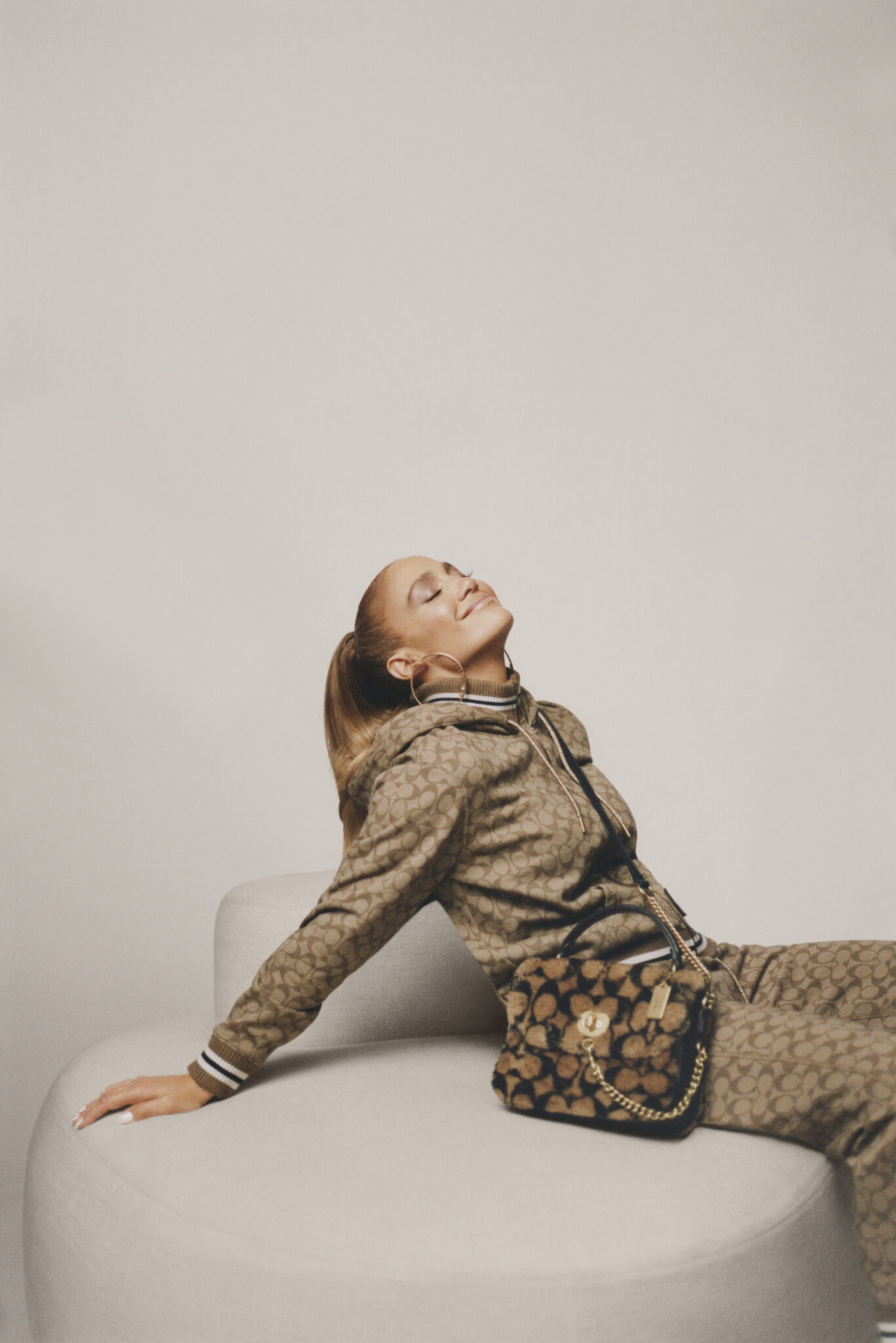 Look Book | Coach X Jennifer Lopez - FASHIONIGHTS